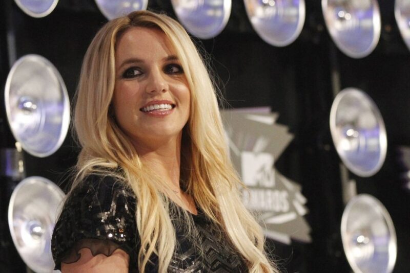 Britney Spears has posted seven n սde photos in just a few weeks. fans ...